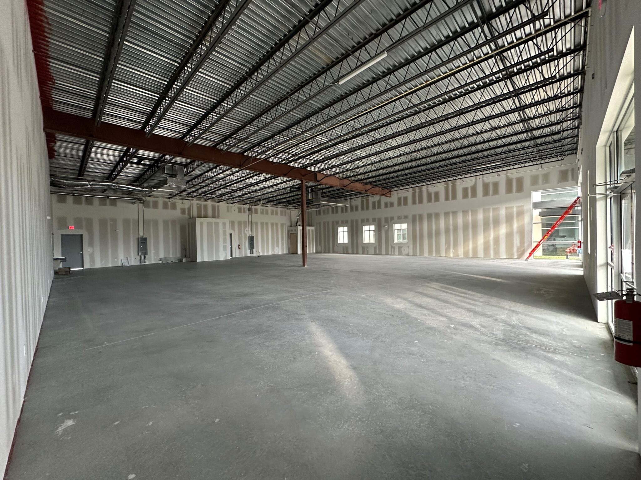 Berry Plaza – Complete – JamesCo Builders